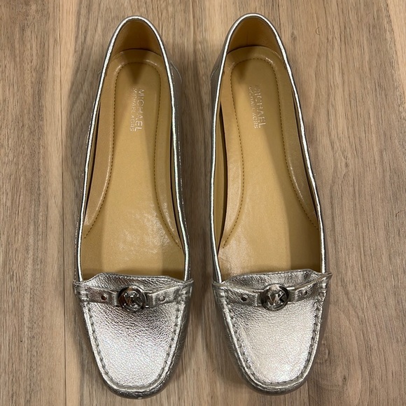 MICHAEL Michael Kors | Shoes | Michael Michael Kors Silver Metallic ...